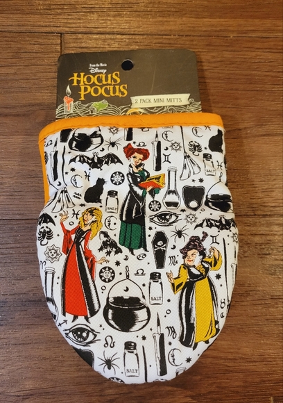 Disney | Holiday | Hocus Pocus Mini Mitt Set | Poshmark